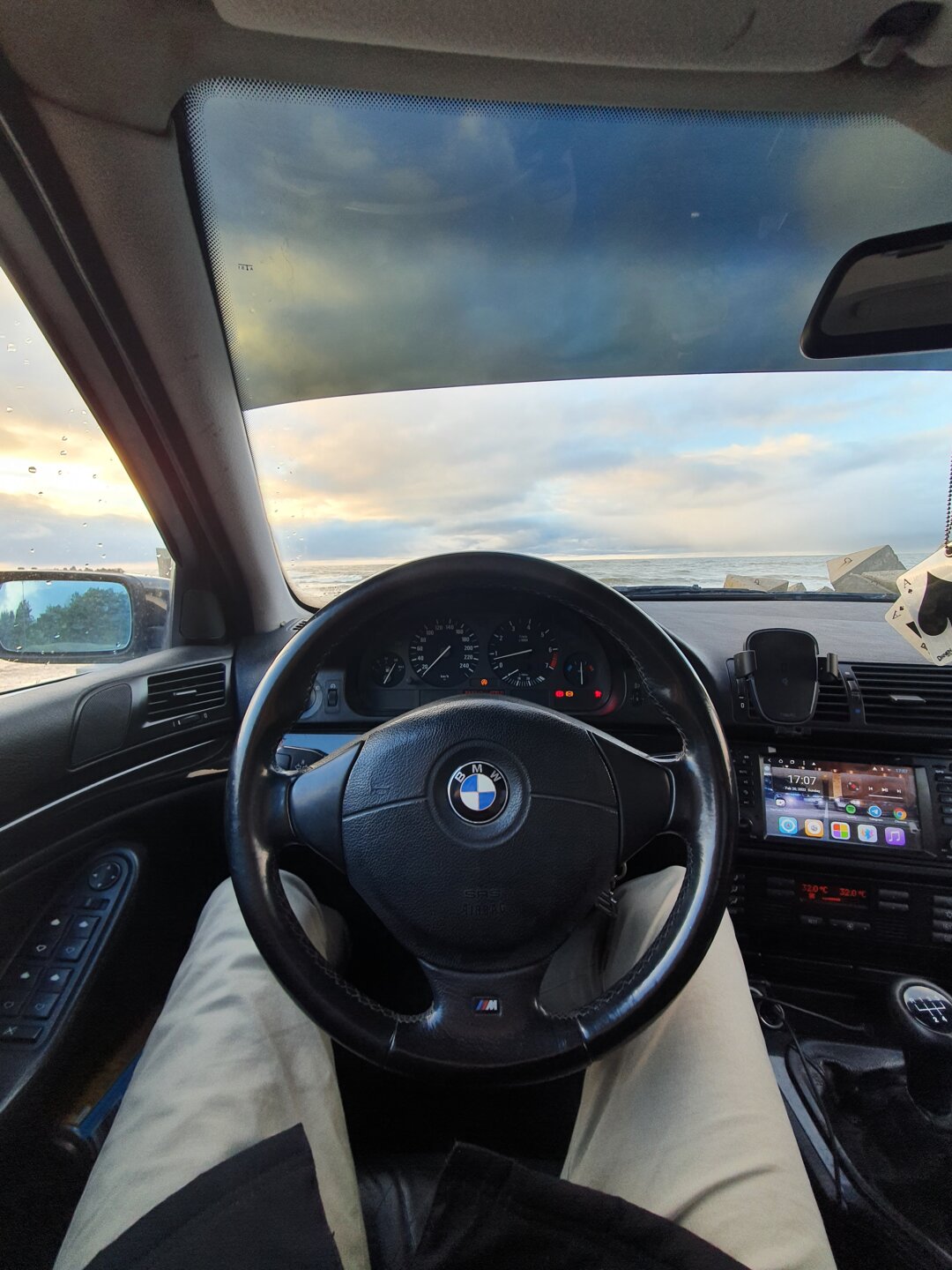 PP BMW 528: 3 500.00€ Pārdodu vienu no pirmajiem E39 kas no rūpnīcas ...